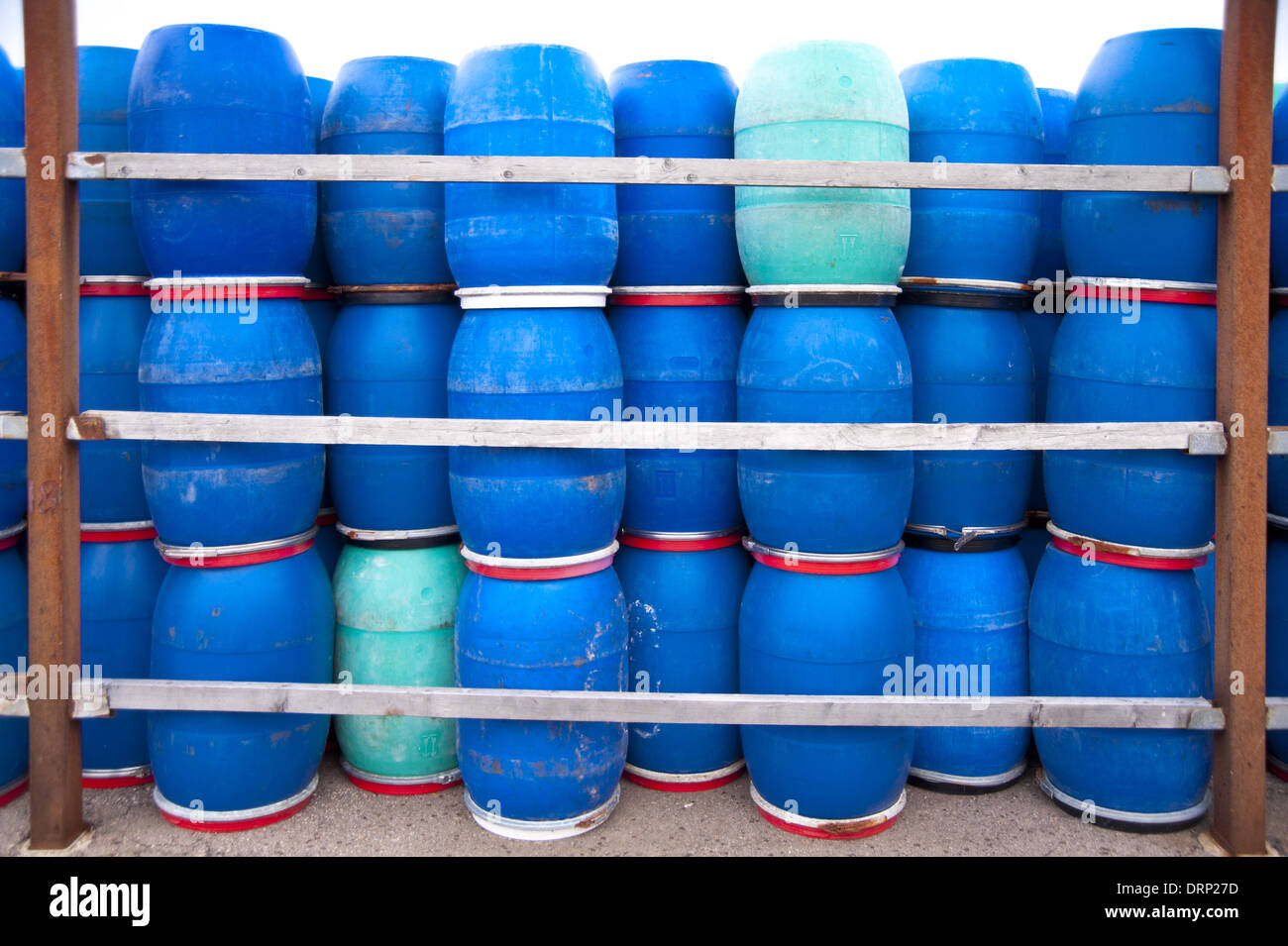 Plastiktonnen hi-res stock photography and images - Alamy