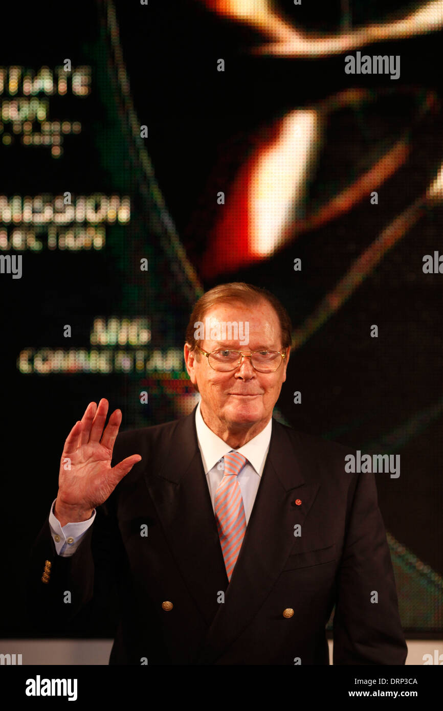 007 james bond hi-res stock photography and images - Alamy