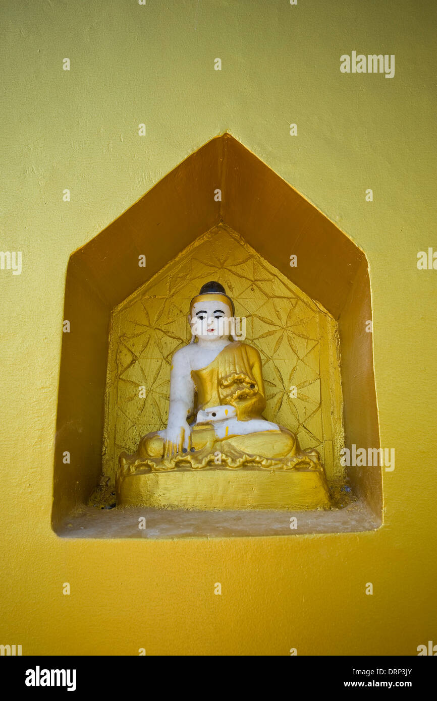 Myanmar, Popa mount, Paya Stock Photo - Alamy