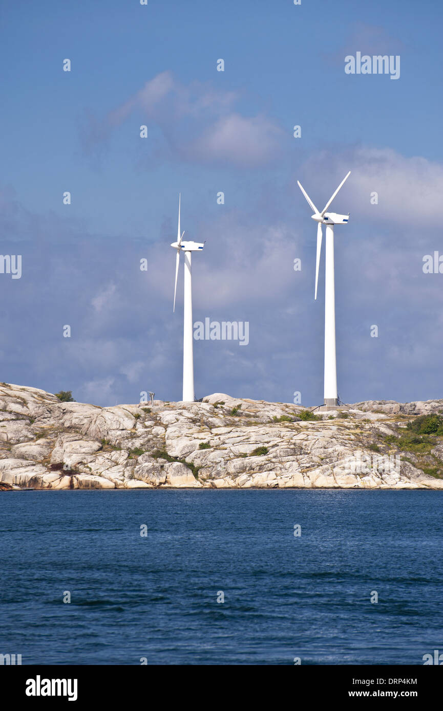 Windkraftanlage erneuerbare energie blau hi-res stock photography and ...