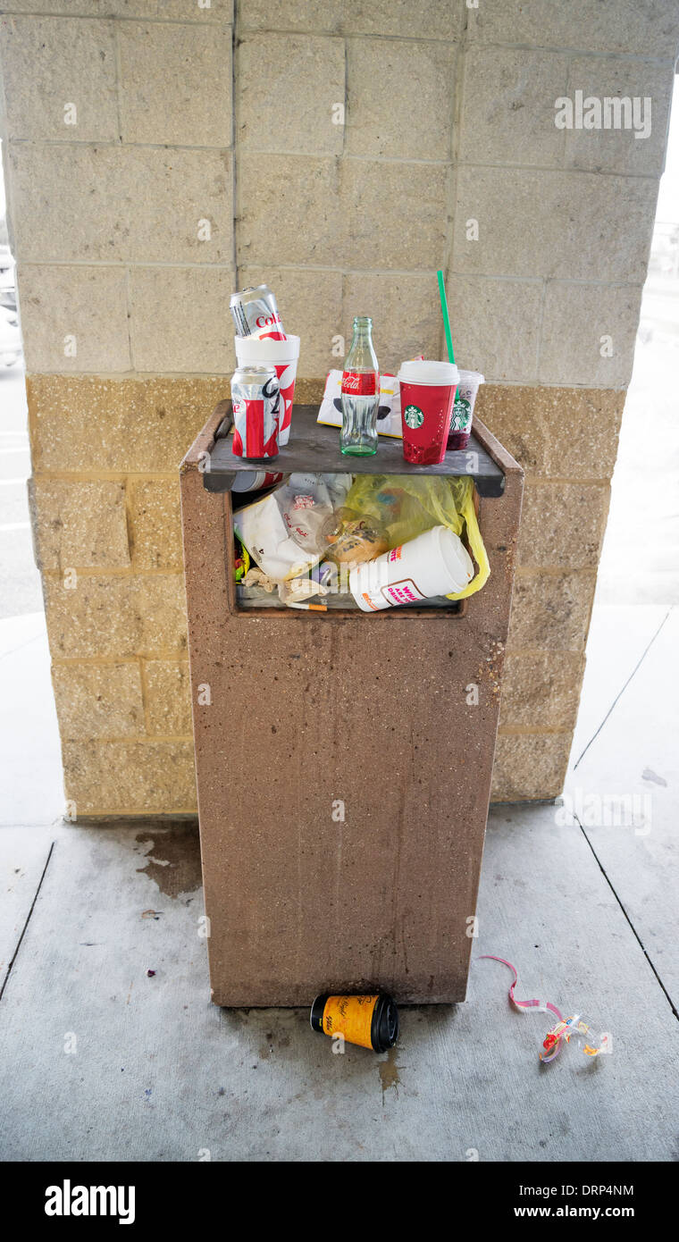 Overloaded waste bin hi-res stock photography and images - Alamy