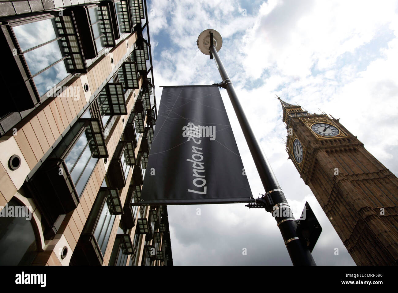 2012 London Olympics and Paralympic signs Stock Photo - Alamy