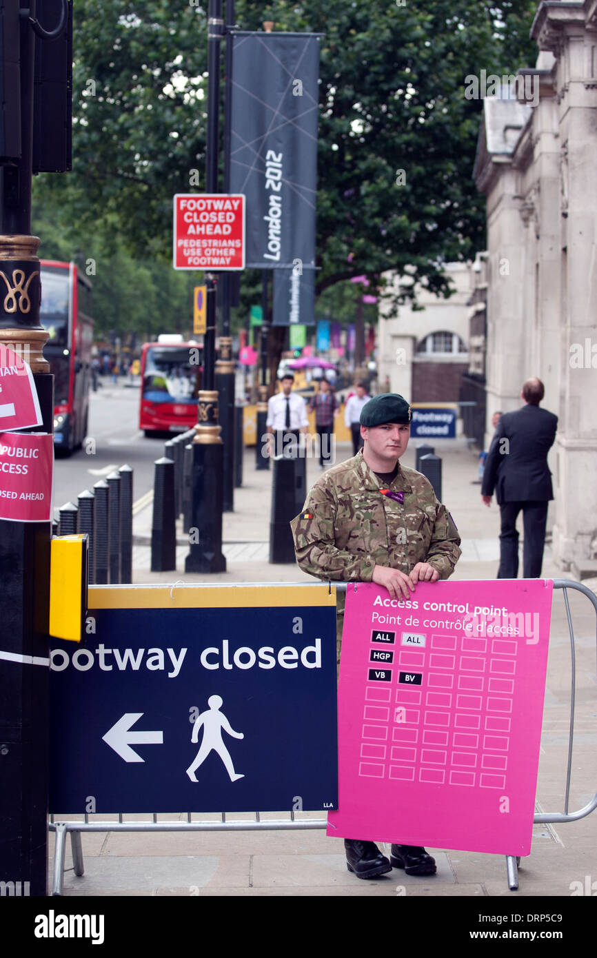 2012 London Olympics and Paralympic signs Stock Photo - Alamy