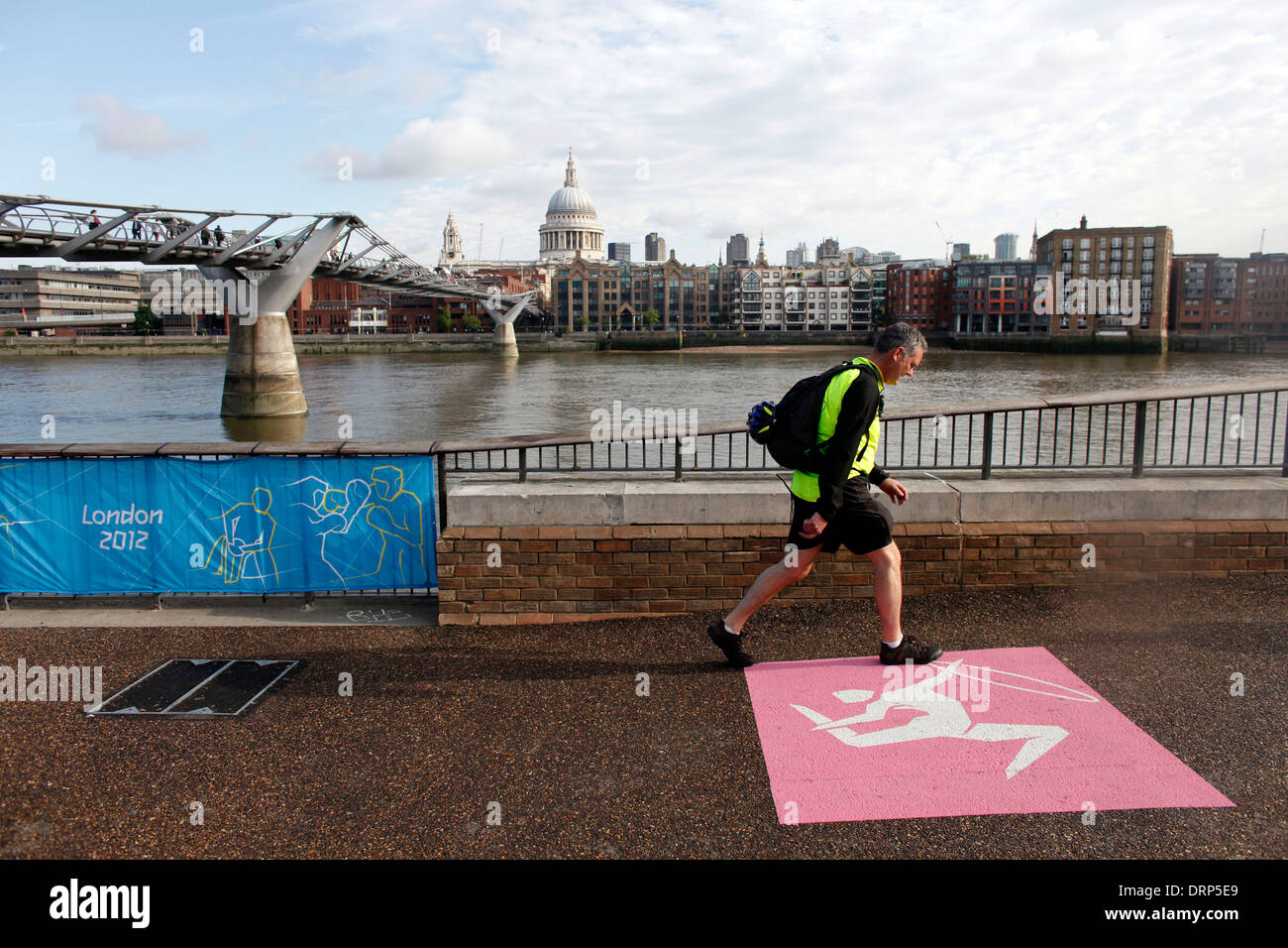 2012 London Olympics and Paralympic signs Stock Photo - Alamy