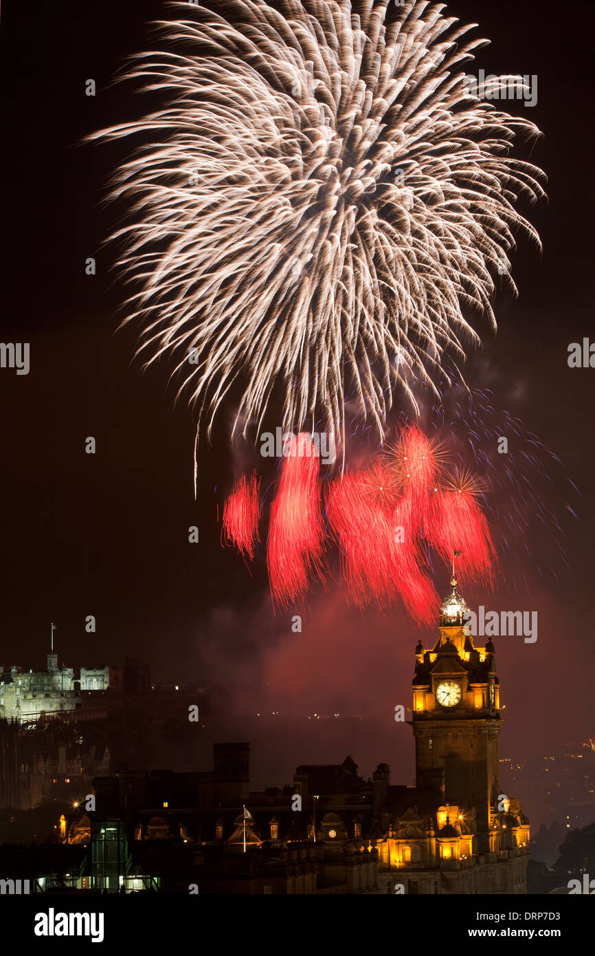 Vertical vew on Edinburgh castle with fireworks Stock Photo - Alamy