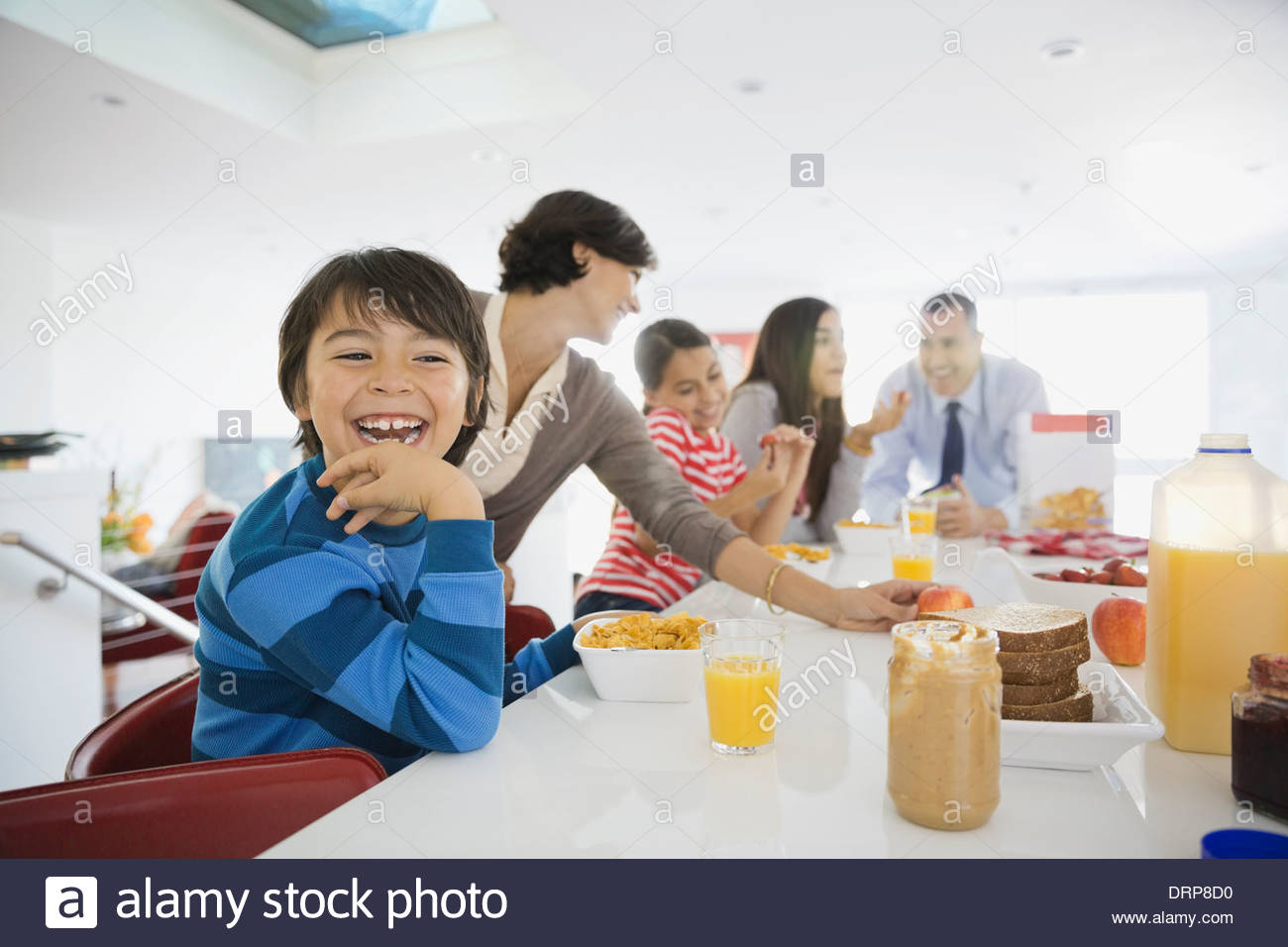Eating breakfast hi-res stock photography and images - Alamy