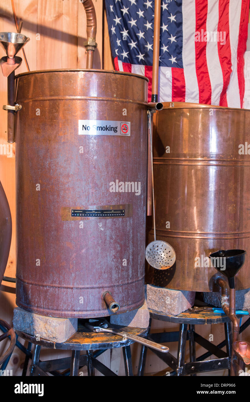 Alchemical still hi-res stock photography and images - Alamy