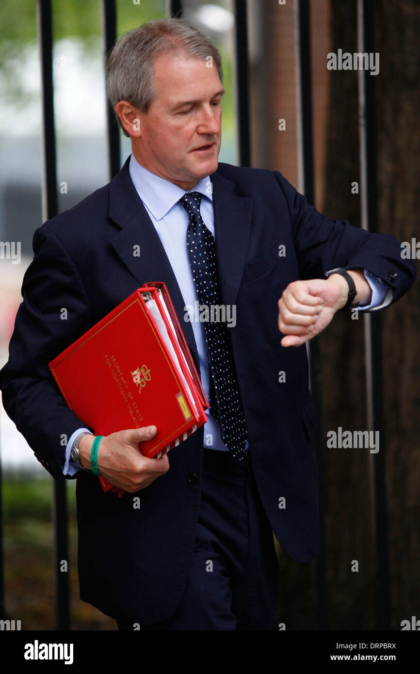 Owen paterson mp hi-res stock photography and images - Alamy