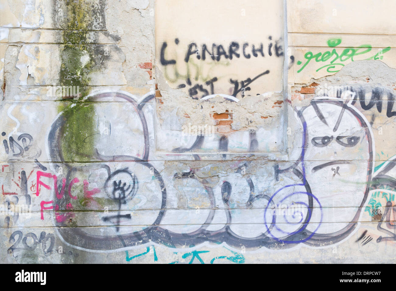 Graffiti street art in Bucharest, Romania Stock Photo - Alamy