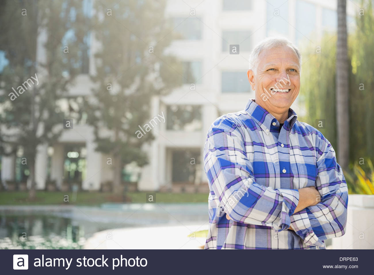 Man standing outdoors hi-res stock photography and images - Alamy