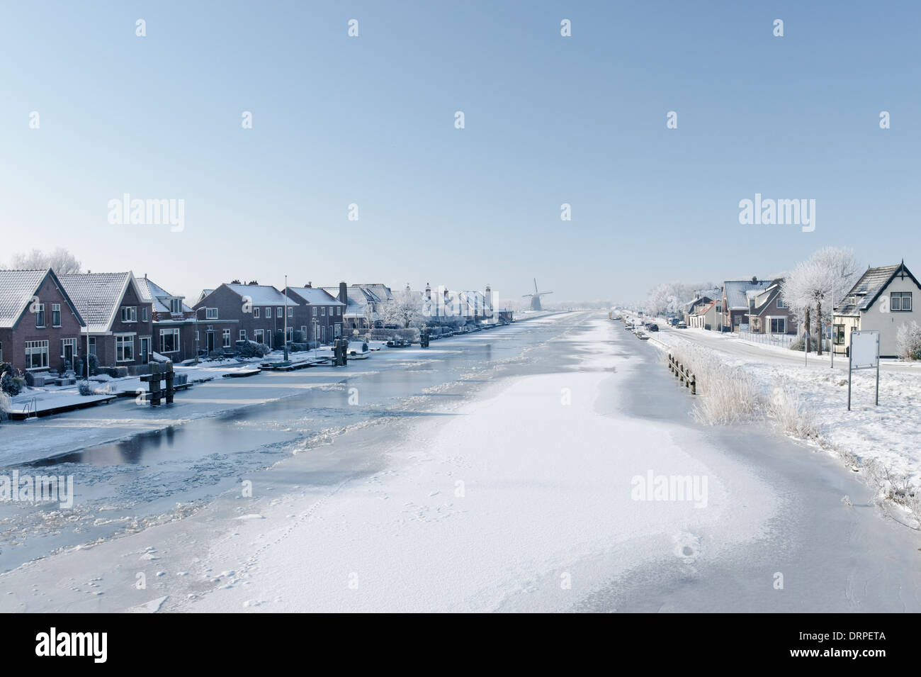 Dutch ice scene hi-res stock photography and images - Alamy