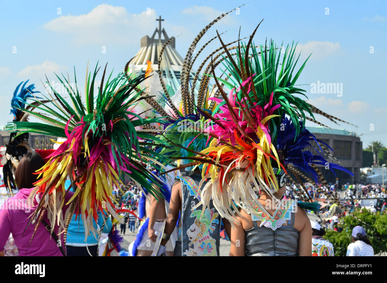 Tufts of feathers of Aztec dancers, concheros,penachos Stock Photo - Alamy