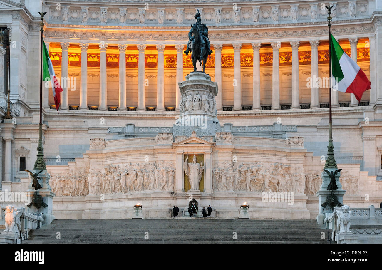 National Monument to Victor Emmanuel II (Altare della Patria), Rome ...