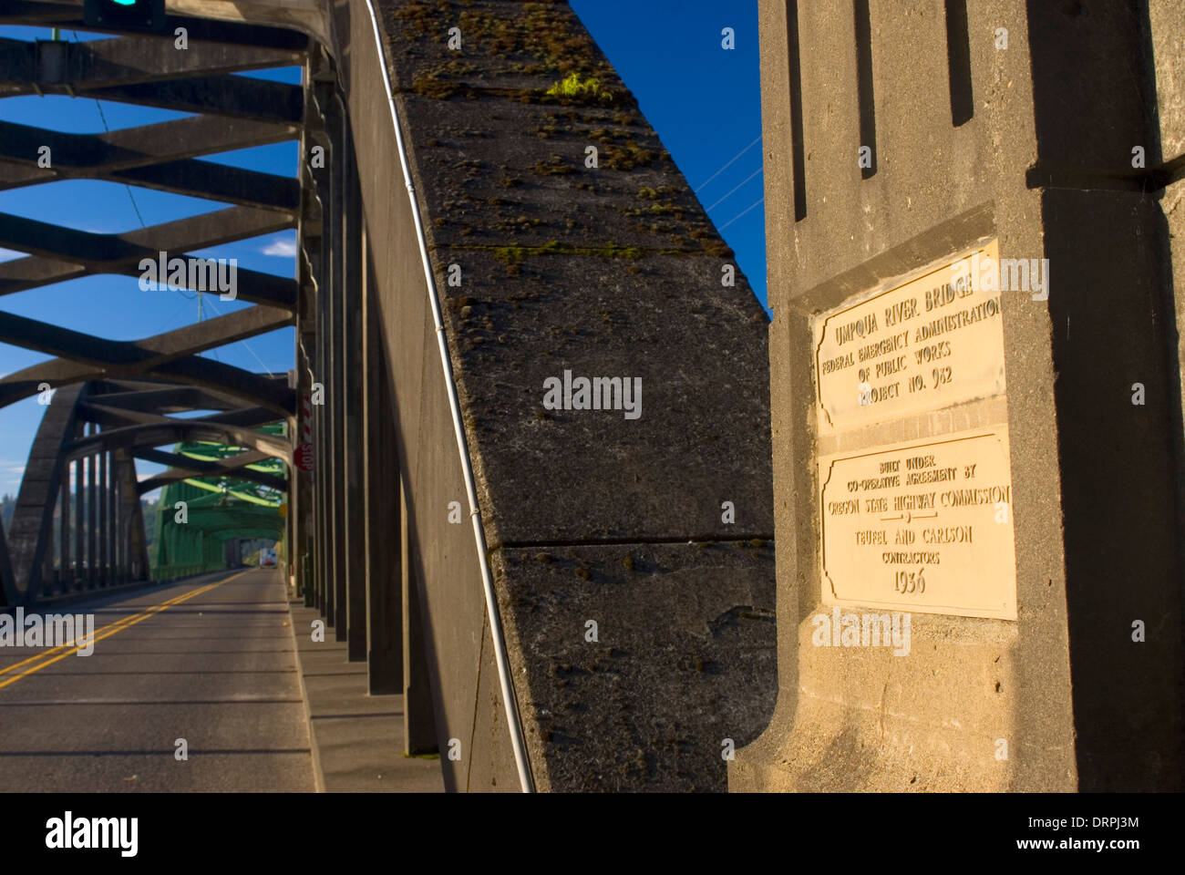 Umpqua River Bridge plaque, Reedsport, Pacific Coast Scenic Byway ...