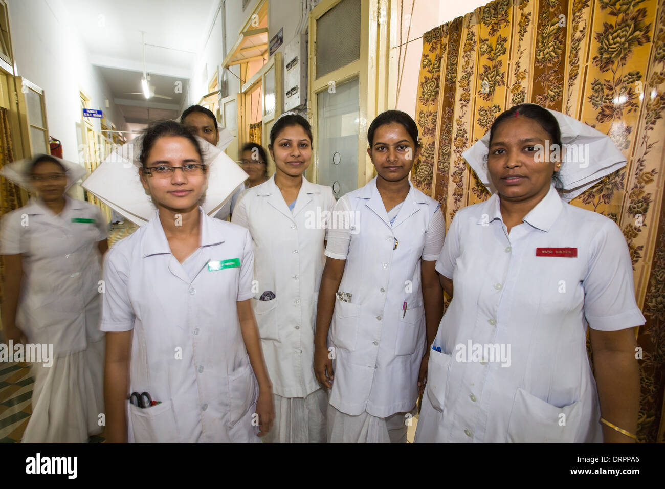 Woman nurse india hi-res stock photography and images - Alamy