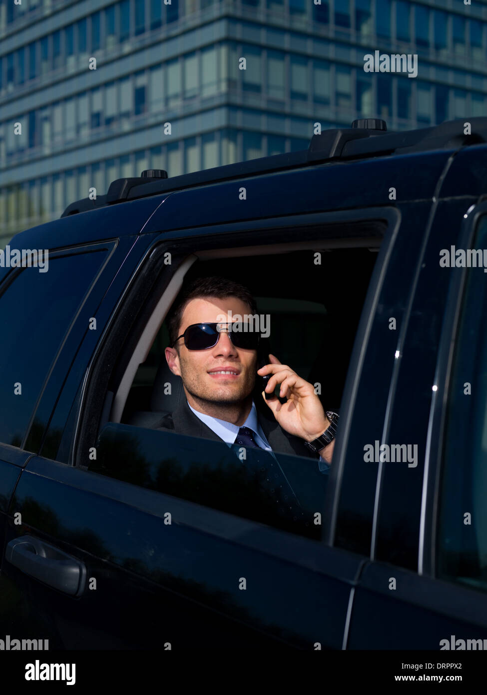 Guy and limo hi-res stock photography and images - Alamy