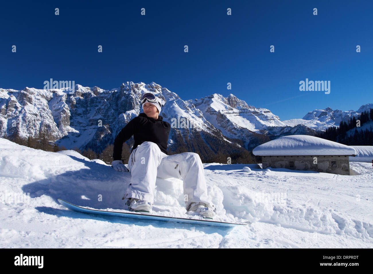Snowboarderin High Resolution Stock Photography and Images - Alamy