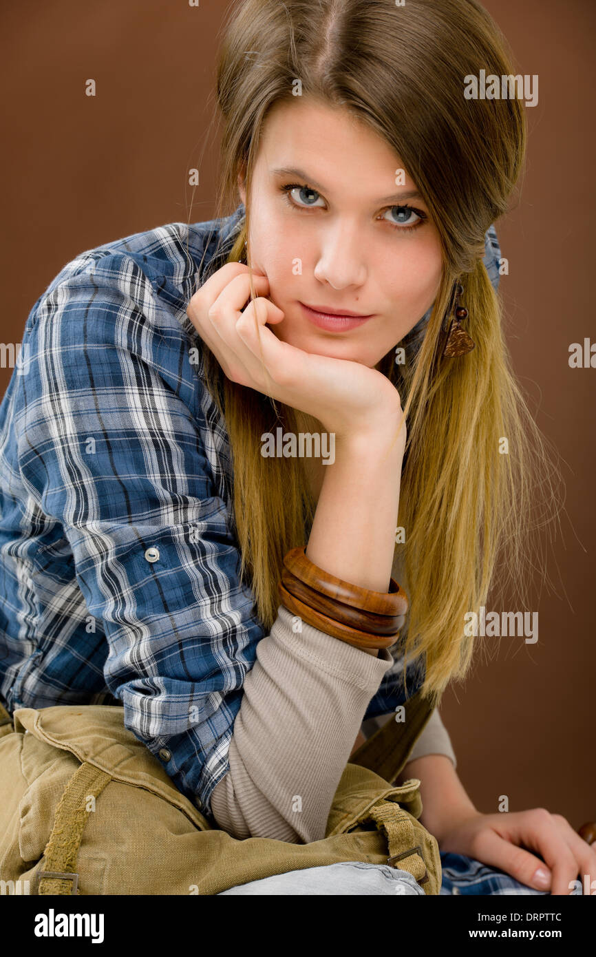 Fashion model - young woman country style Stock Photo - Alamy