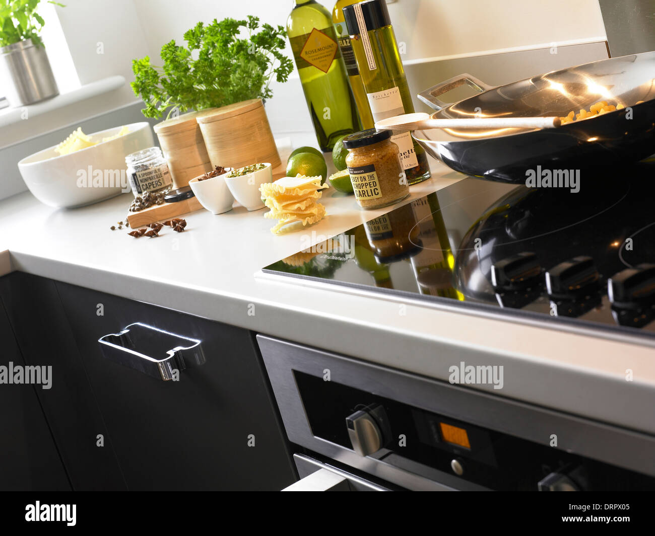 Kitchen Hob Details High Resolution Stock Photography and Images - Alamy