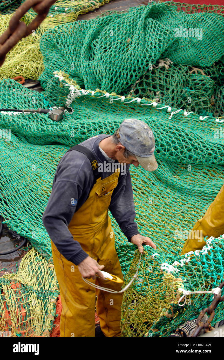 Fishing Net Repair High Resolution Stock Photography and Images - Alamy