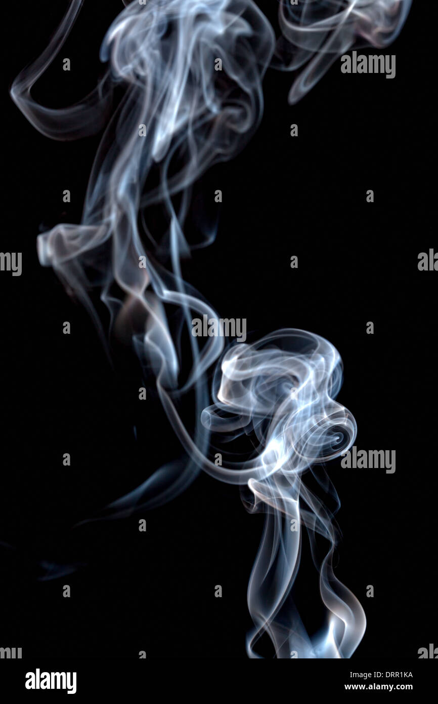 Abstract white smoke pattern hi-res stock photography and images - Alamy