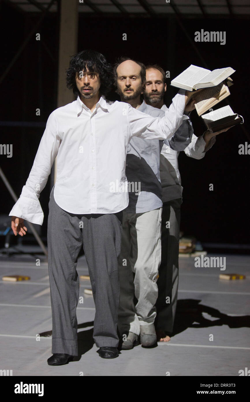 Sidi Larbi Cherkaoui's work "Apocrifu" at the Queen Elizabeth Hall ...