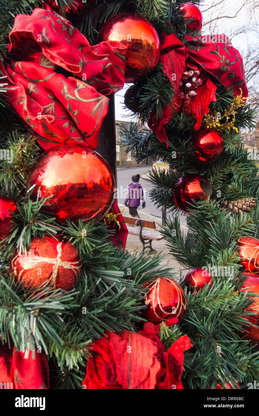 Church decorations christmas uk hi-res stock photography and images - Alamy