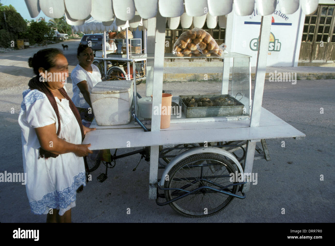 Mobile food stall in Cozumel, Mexico Stock Photo - Alamy