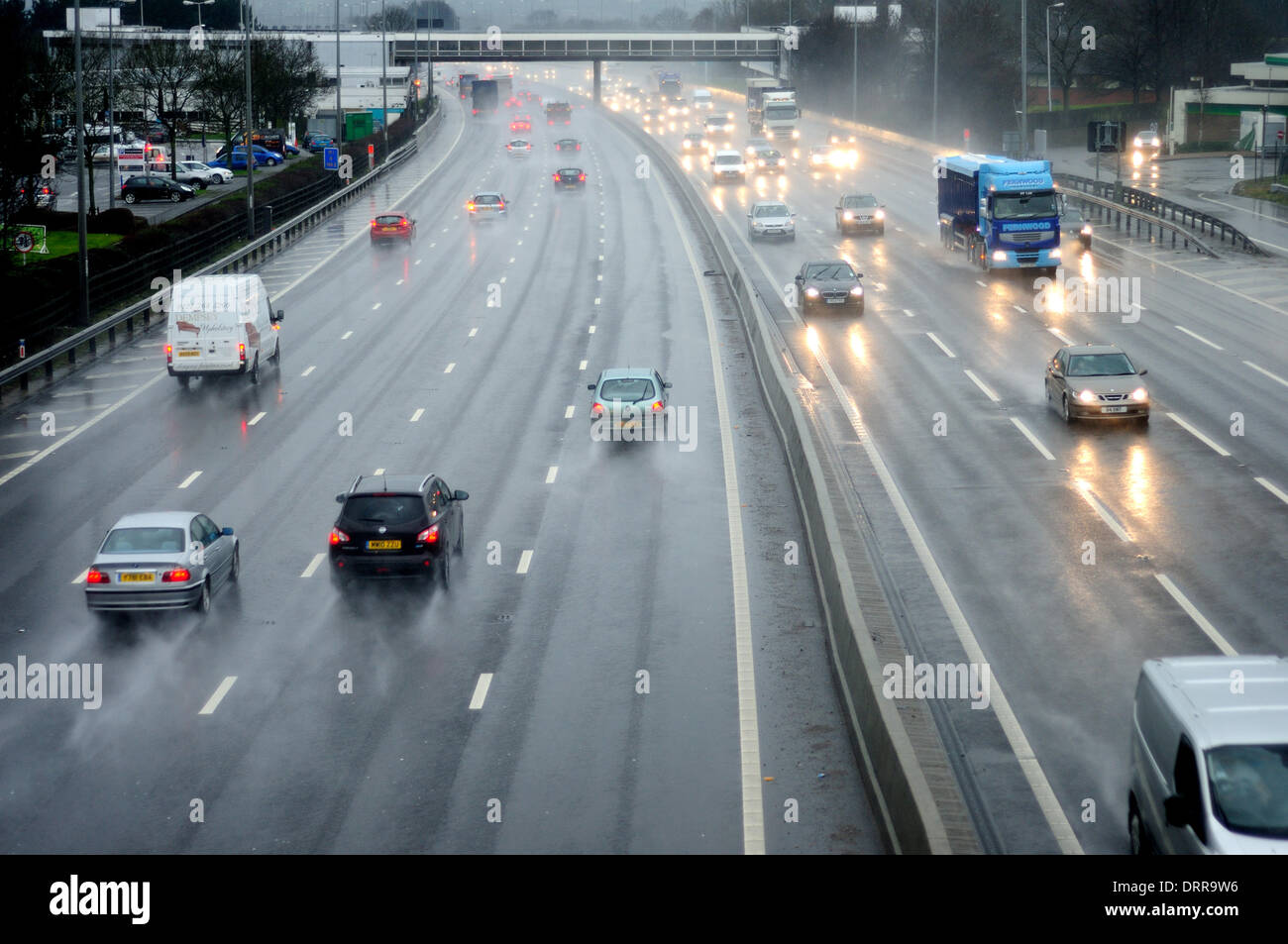 M1 Motorway, J26-27, Nottinghamshire, UK. Poor driving conditions this ...