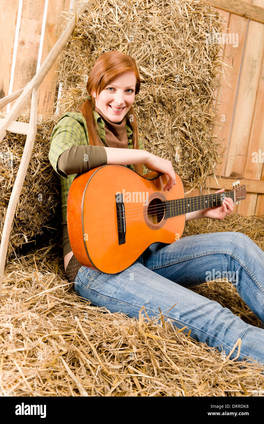 Country and western singer woman hi-res stock photography and images ...
