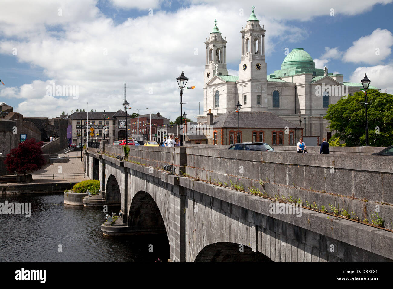 Bridge across River Shannon and Church of St Peter & St Paul, Athlone ...