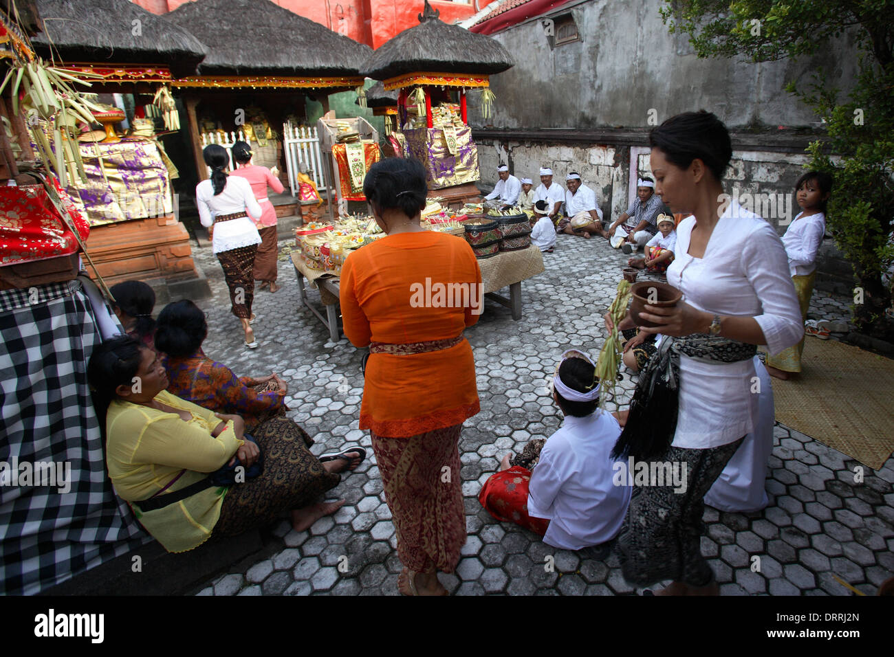 A ceremony at a Balinese Hindu temple/shrine. Bali - Indonesia Stock ...
