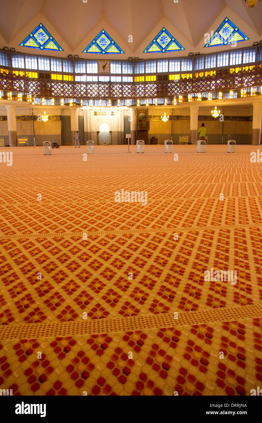 interior of national mosque of Malaysia Stock Photo - Alamy