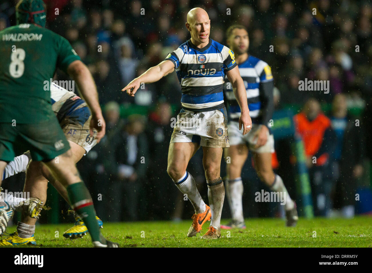 Rugby union action peter stringer hi-res stock photography and images ...