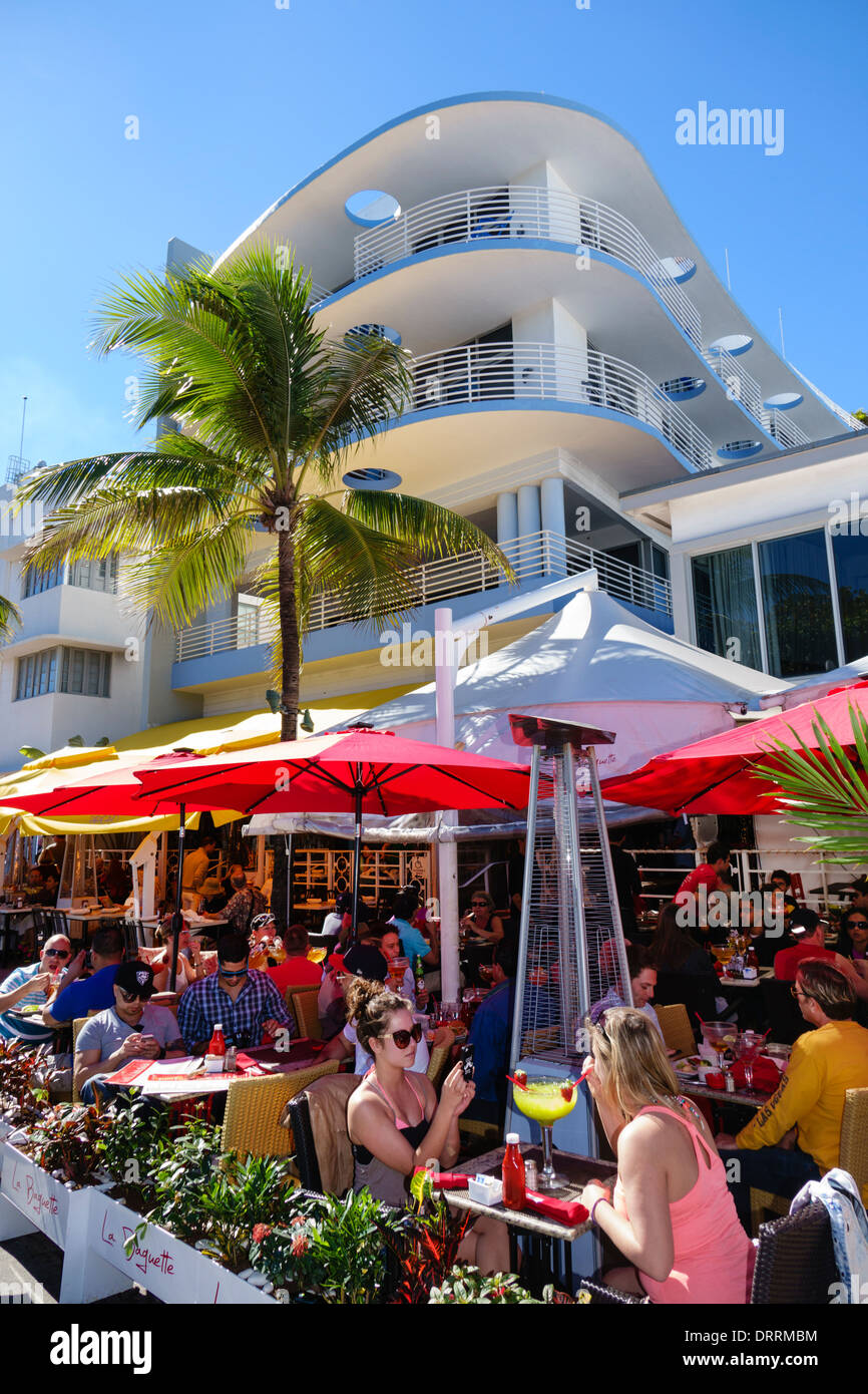 Art deco miami hi-res stock photography and images - Alamy