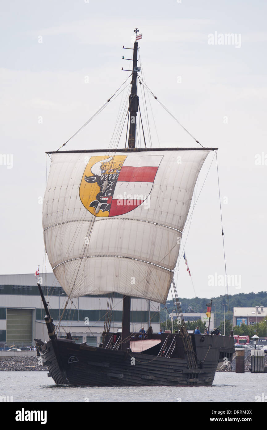 Hanseatic cog ship hi-res stock photography and images - Alamy