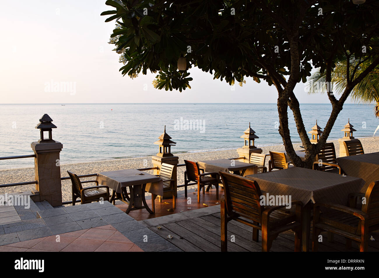Cafe on the tropical island beach Stock Photo - Alamy