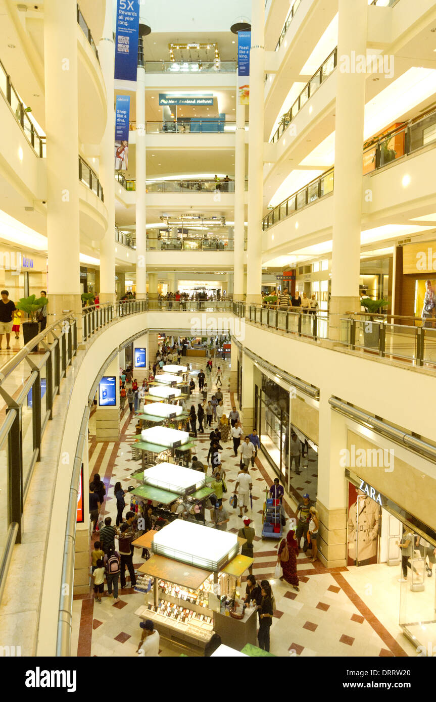 Klcc mall hi-res stock photography and images - Alamy
