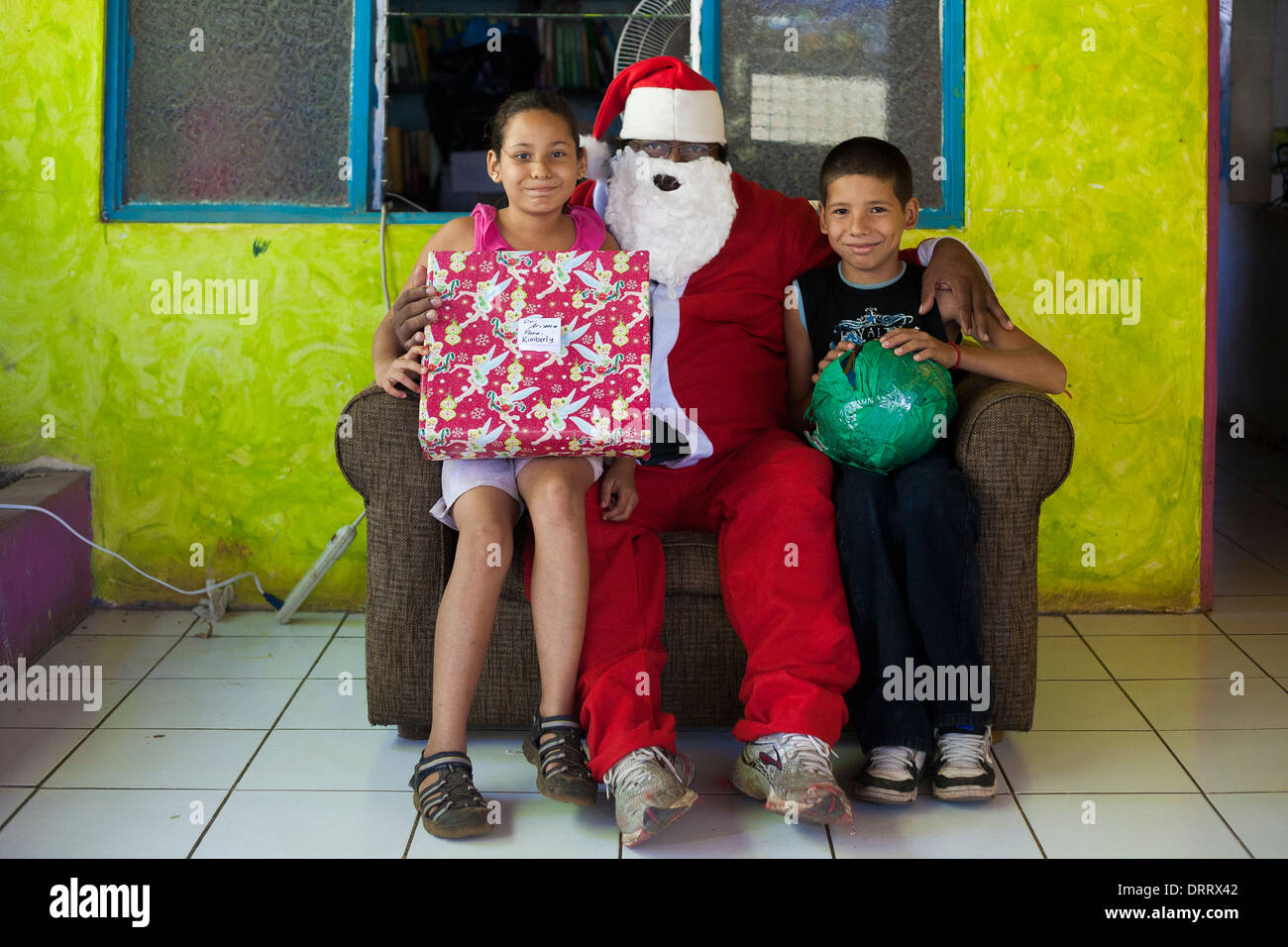 Brother sister beach hi-res stock photography and images - Alamy