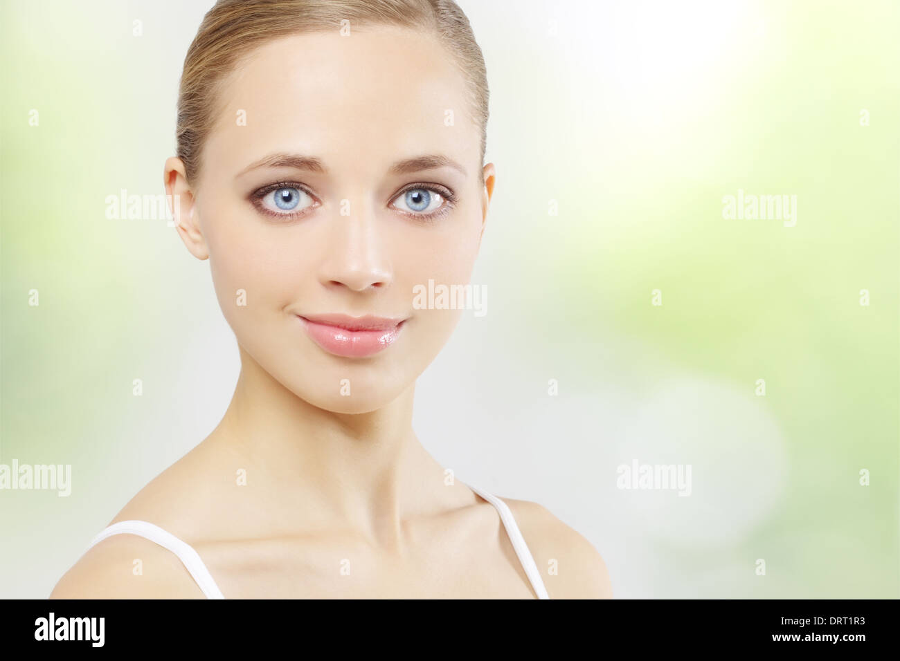 Beautiful girl with clean skin Stock Photo - Alamy