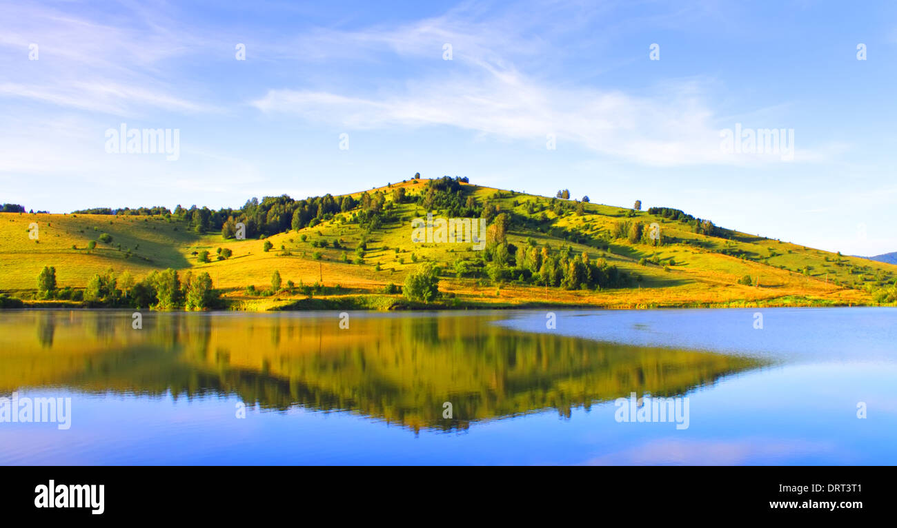 Round oval lake hi-res stock photography and images - Alamy