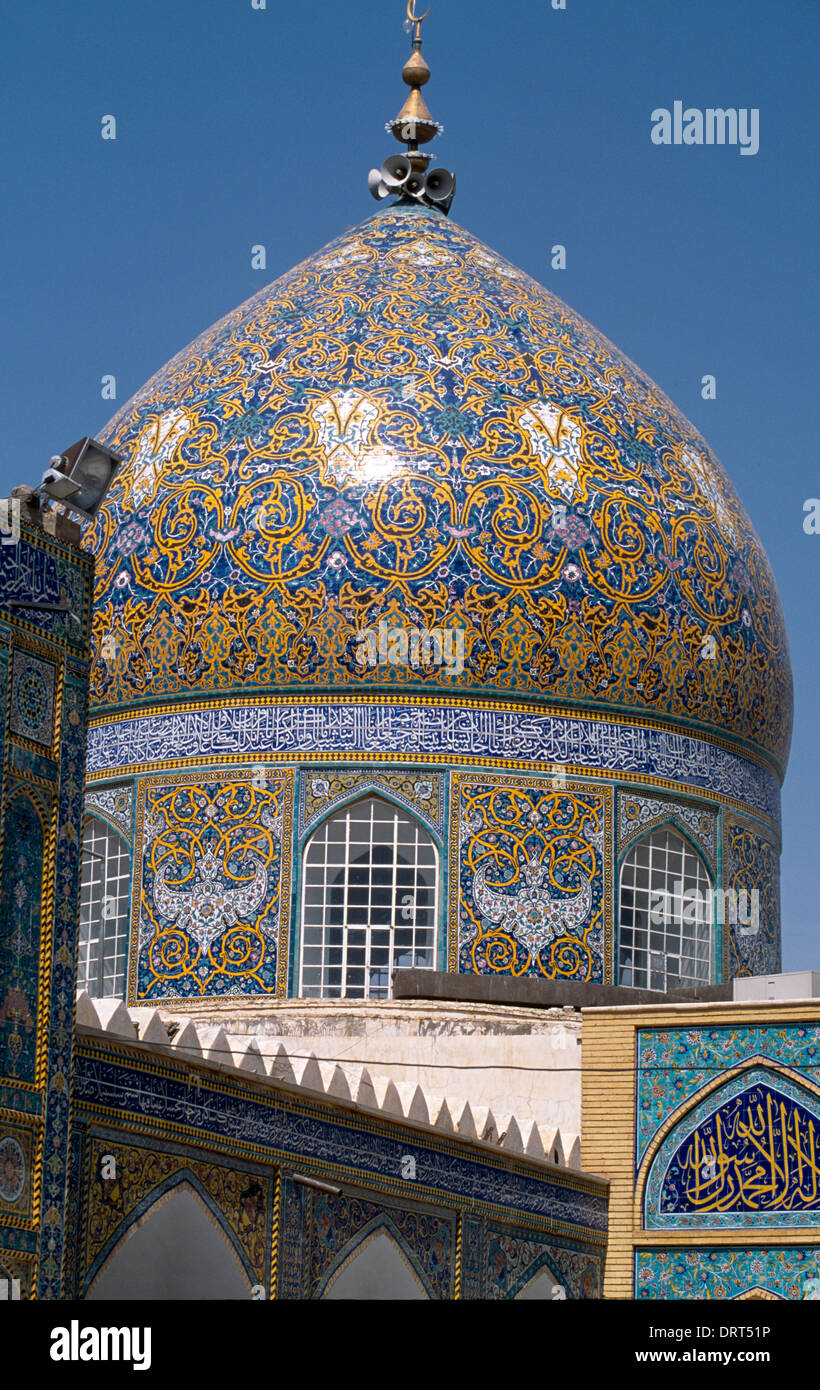 ali el hadi mosque (al-rwadha al-askariyah) holds tombs of 10th imam al ...