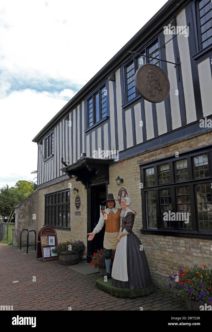 Cromwell house hi-res stock photography and images - Alamy