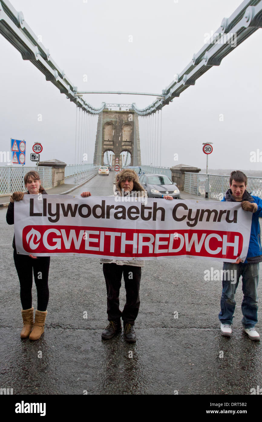 Welsh bridges hi-res stock photography and images - Alamy