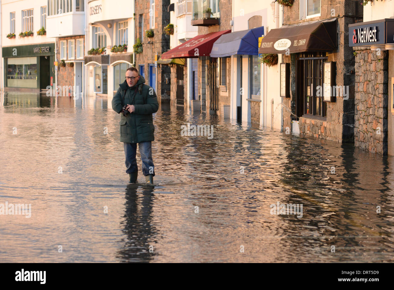 10 metres high hi-res stock photography and images - Alamy