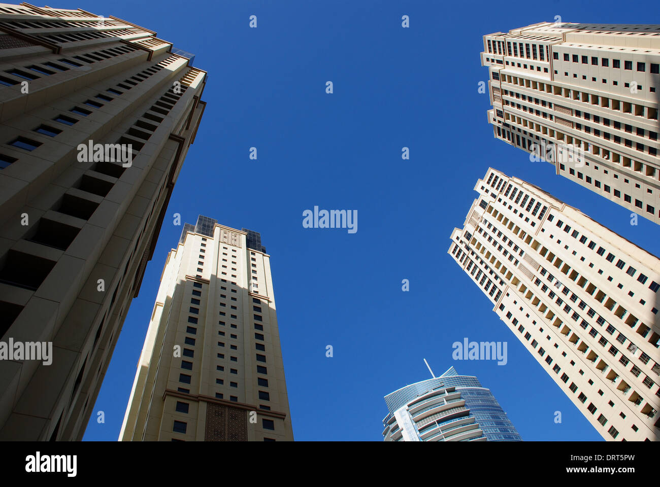 Modern architecture in the Dubai Marina area Stock Photo - Alamy