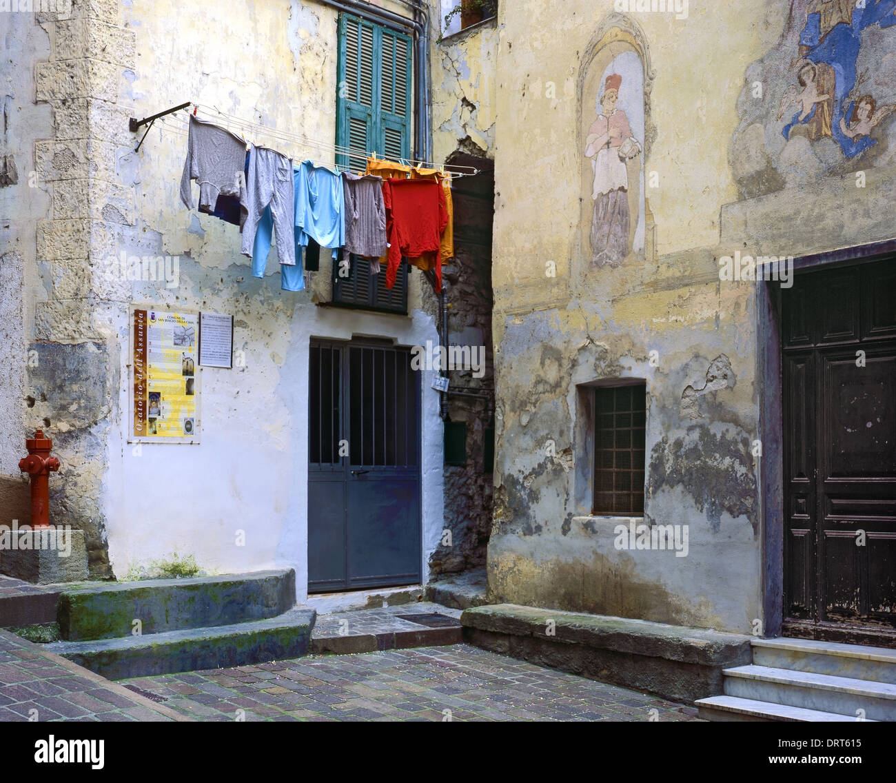 A piazza in San Biagio della Cima, Tuscany, Italy Stock Photo - Alamy