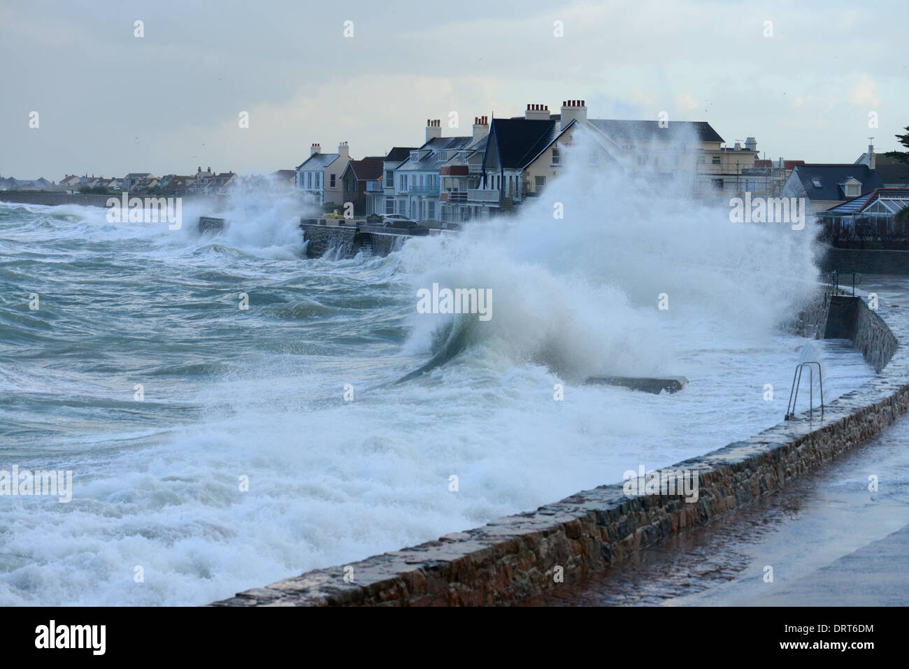 Cobo Bay, Guernsey, Channel Islands. 1st February 2014. Flood warnings ...