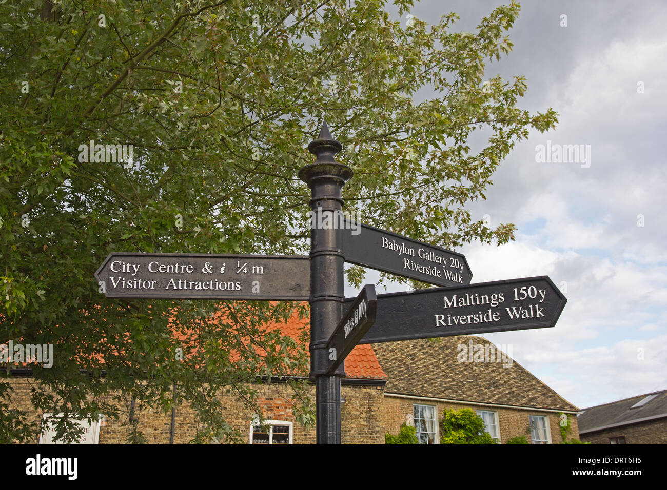 Tourist signpost, Ely Stock Photo - Alamy