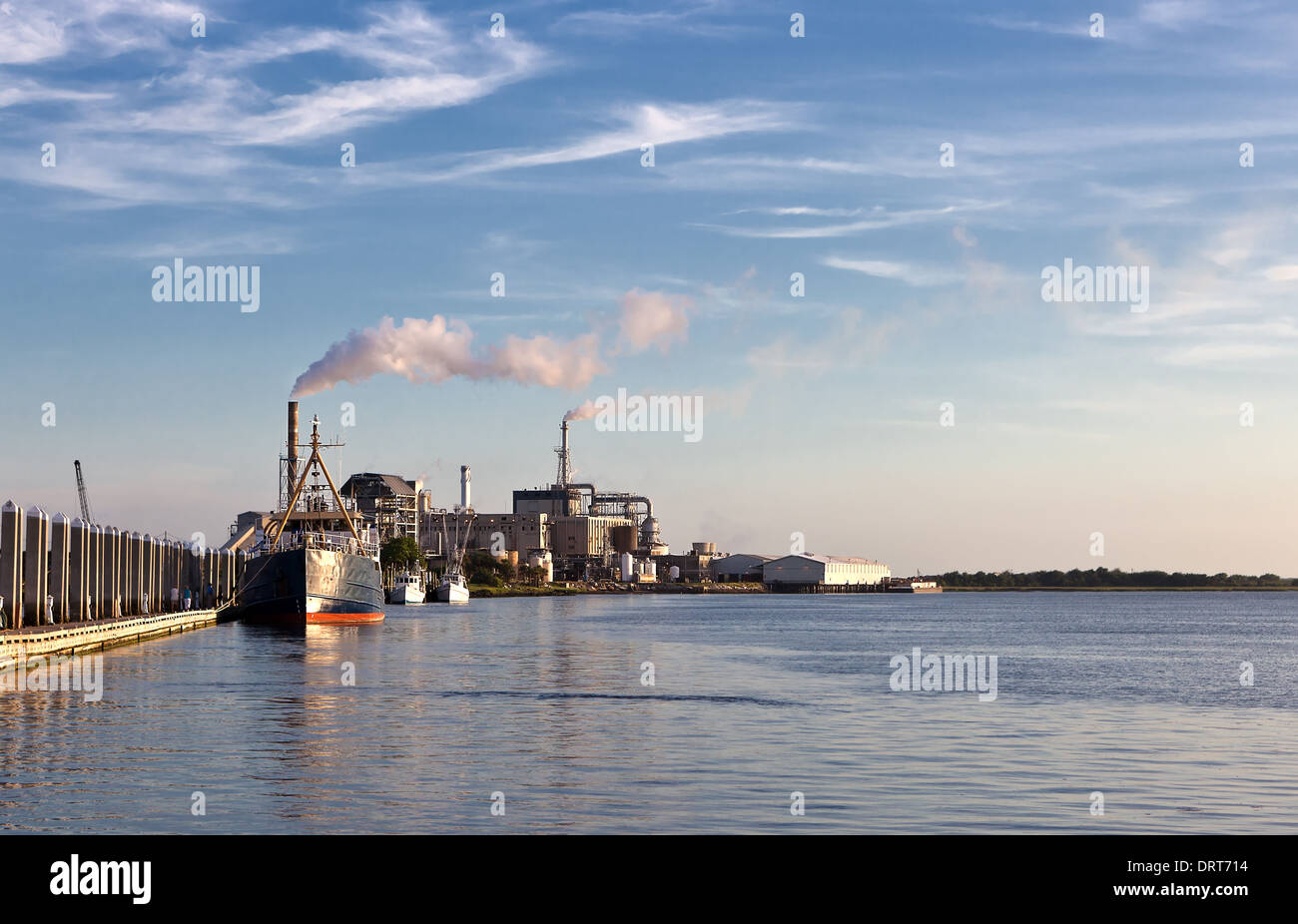 Petroleum chemical industry hi-res stock photography and images - Alamy